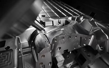 DMU 600 Gantry linear - 5 Axis Milling - DMG MORI UK